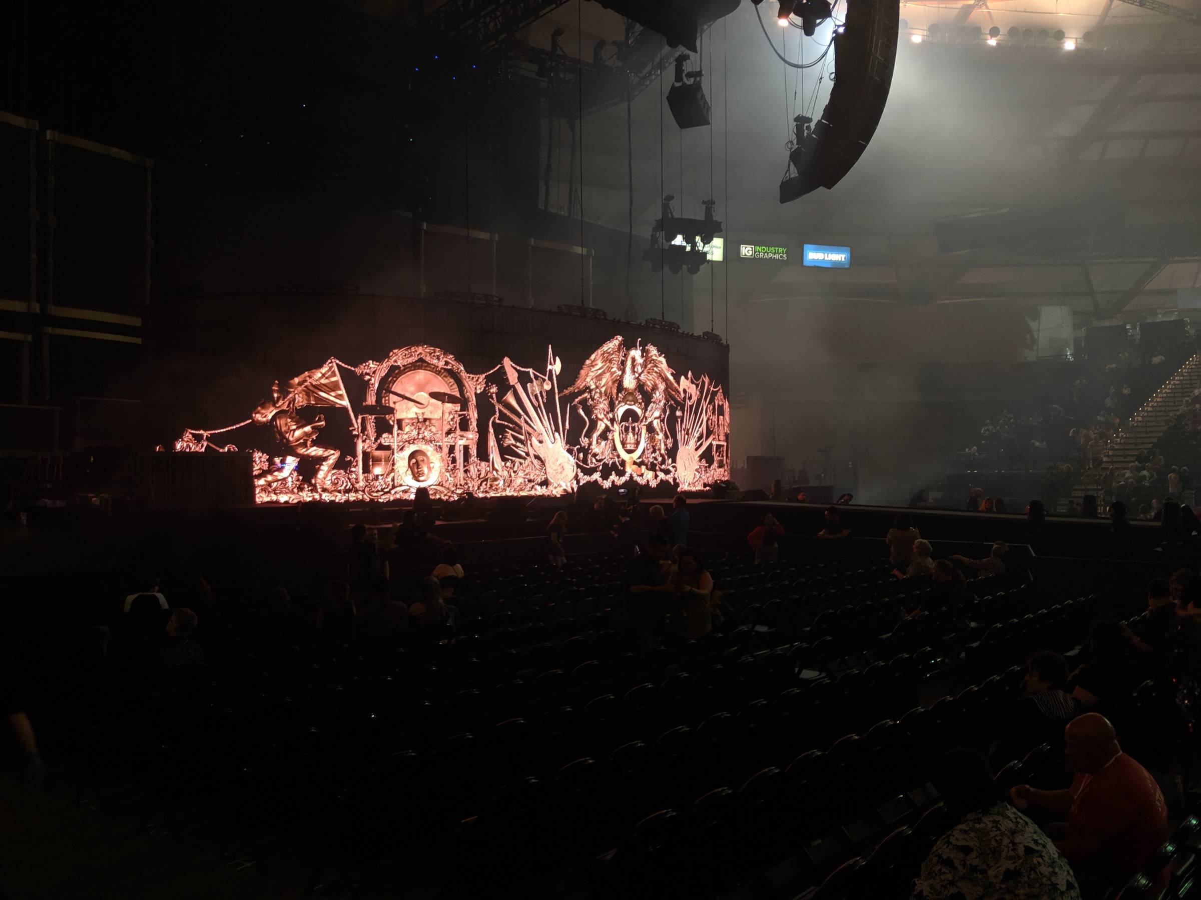 Queen Tickets - RateYourSeats.com