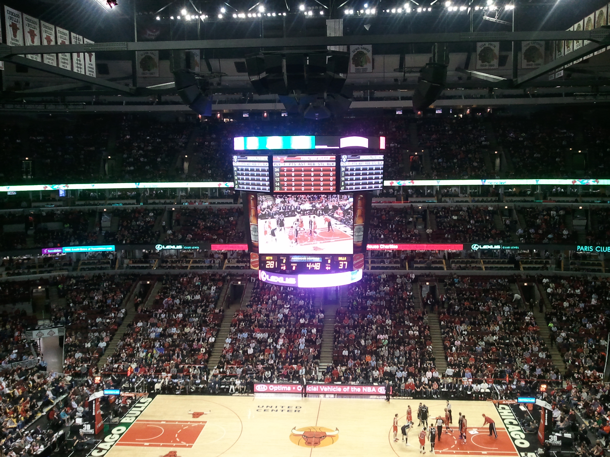 Great Seats For the 300 Level: United Center Section 317 Review ...
