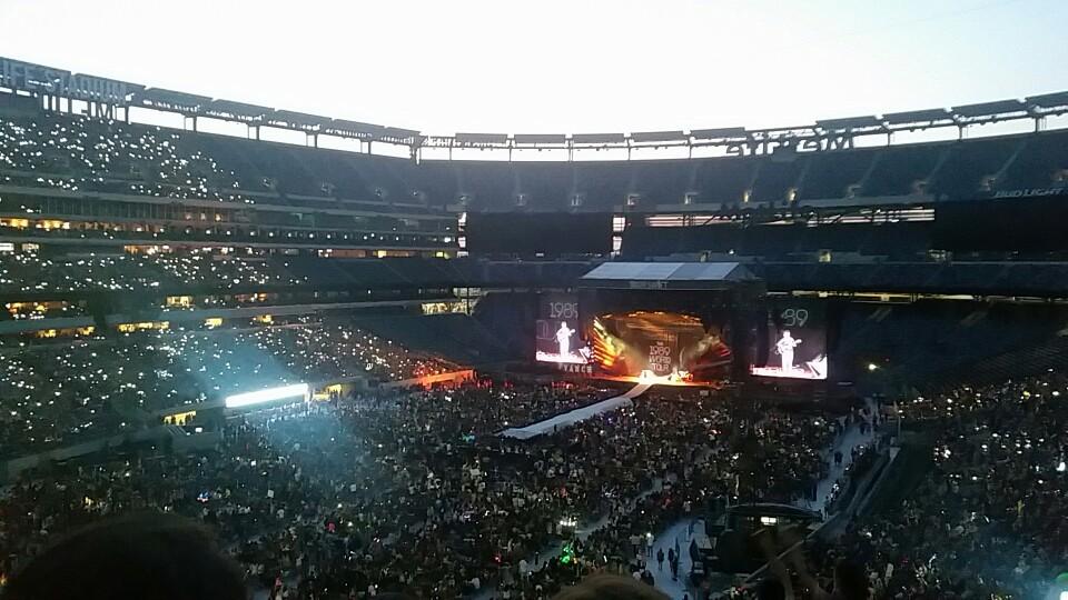 Section 219 at MetLife Stadium - RateYourSeats.com