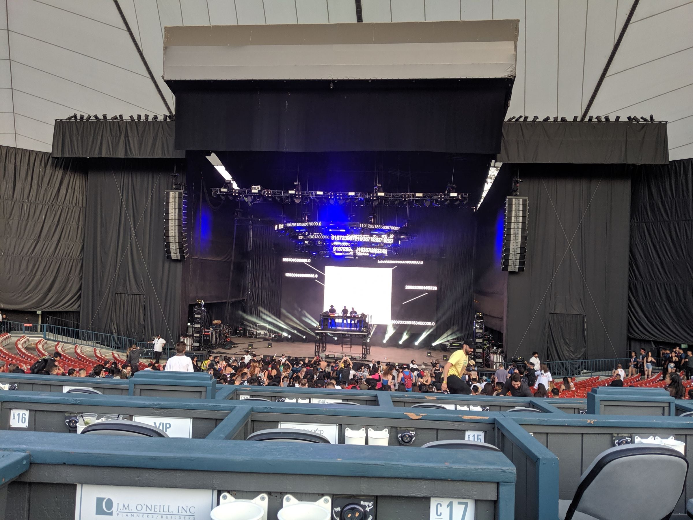 Shoreline Amphitheatre VIP Boxes - RateYourSeats.com