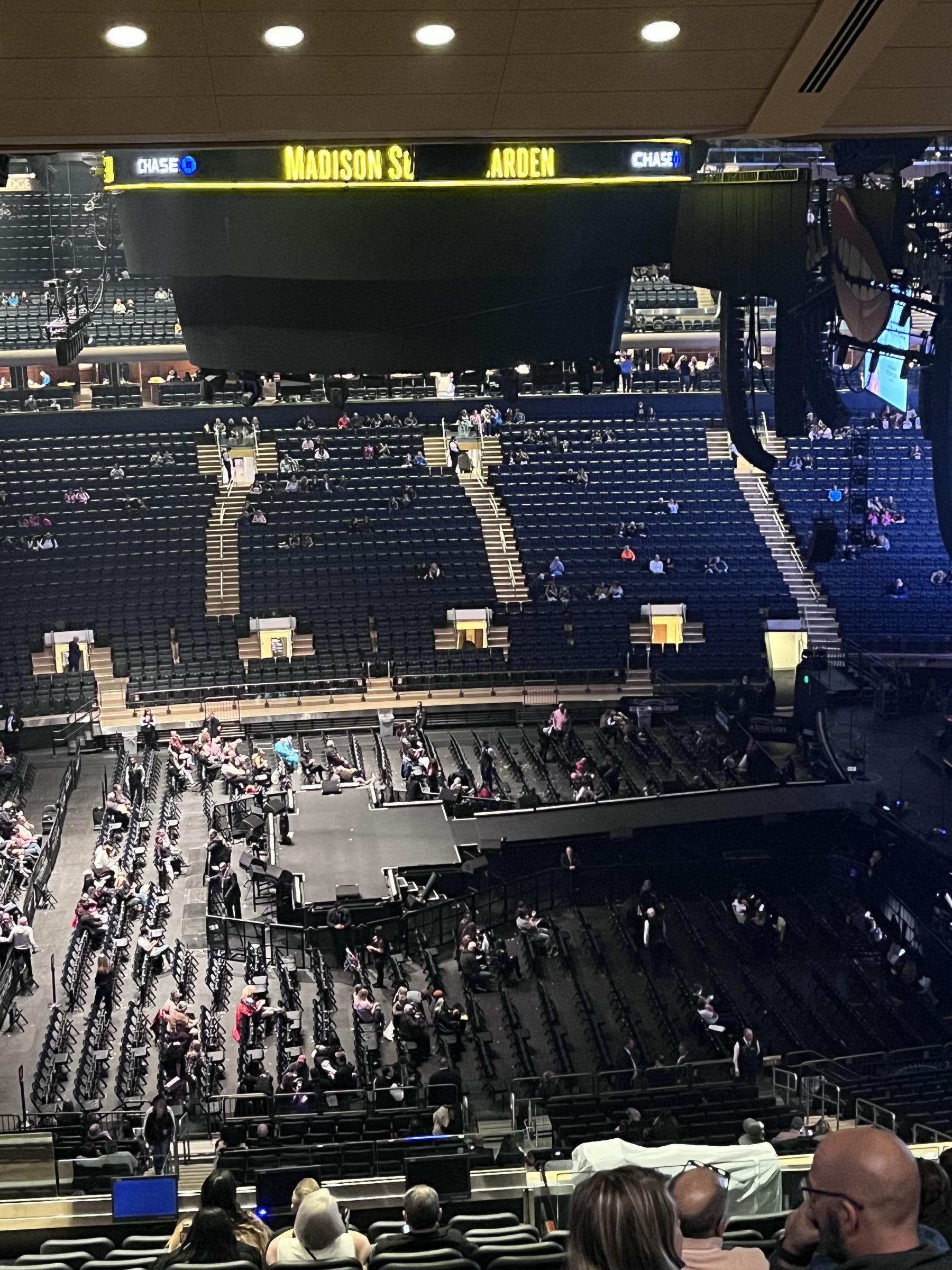 Madison Square Garden Section 212 Row 15 | Fasci Garden