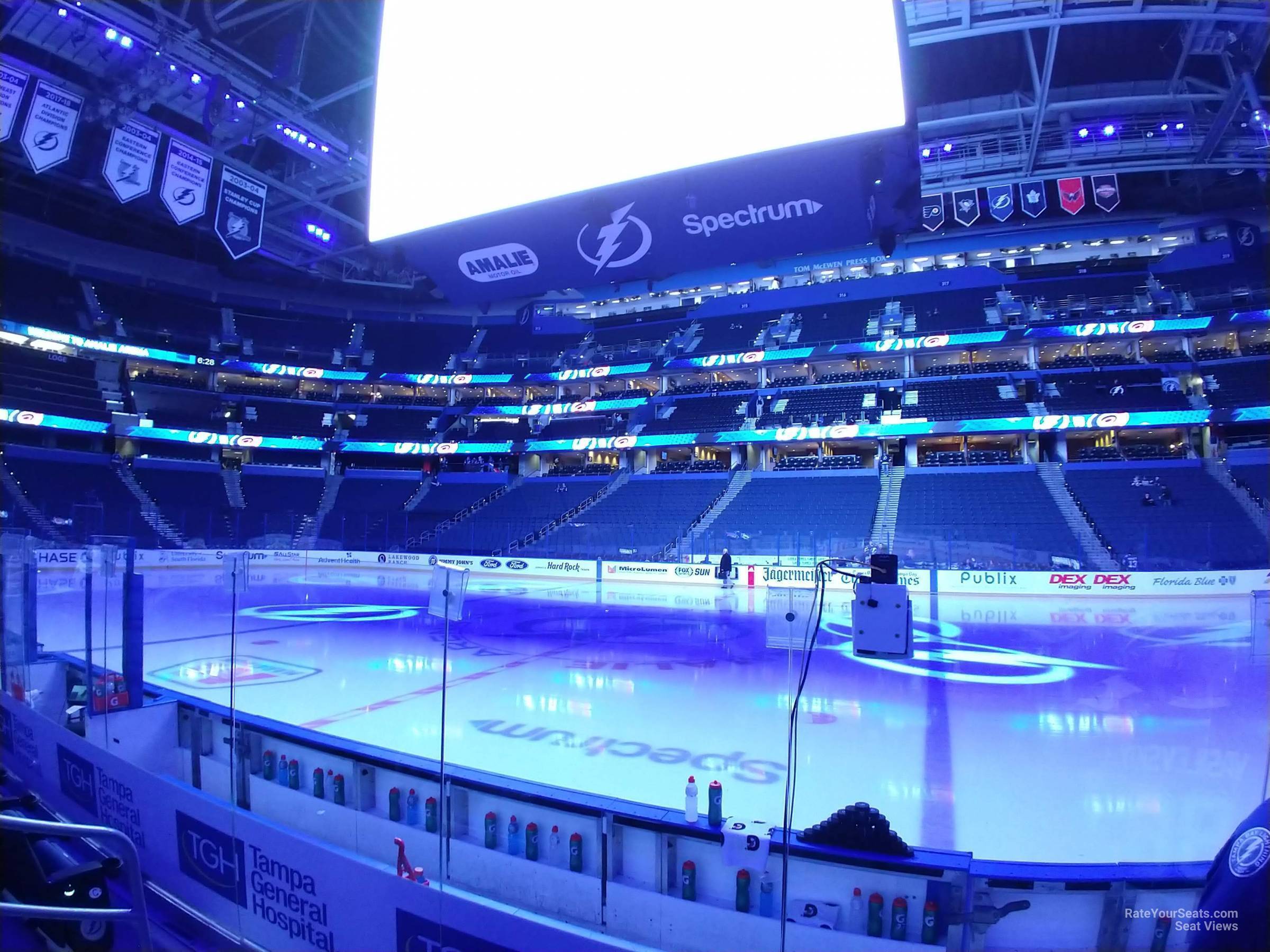 Tampa Bay Lightning Team Store Amalie Arena at William Fetters blog
