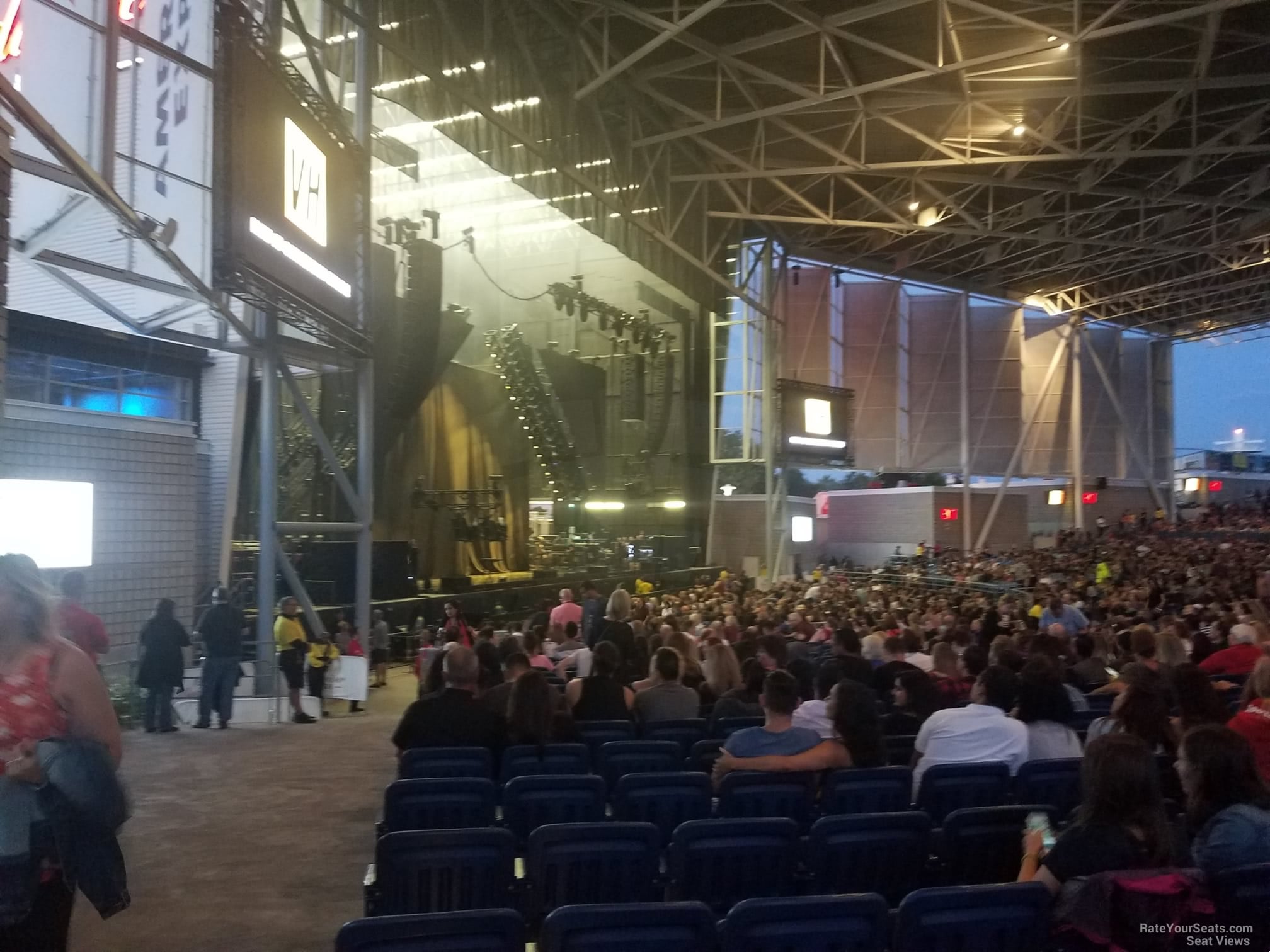 Budweiser Stage Section 203 - RateYourSeats.com