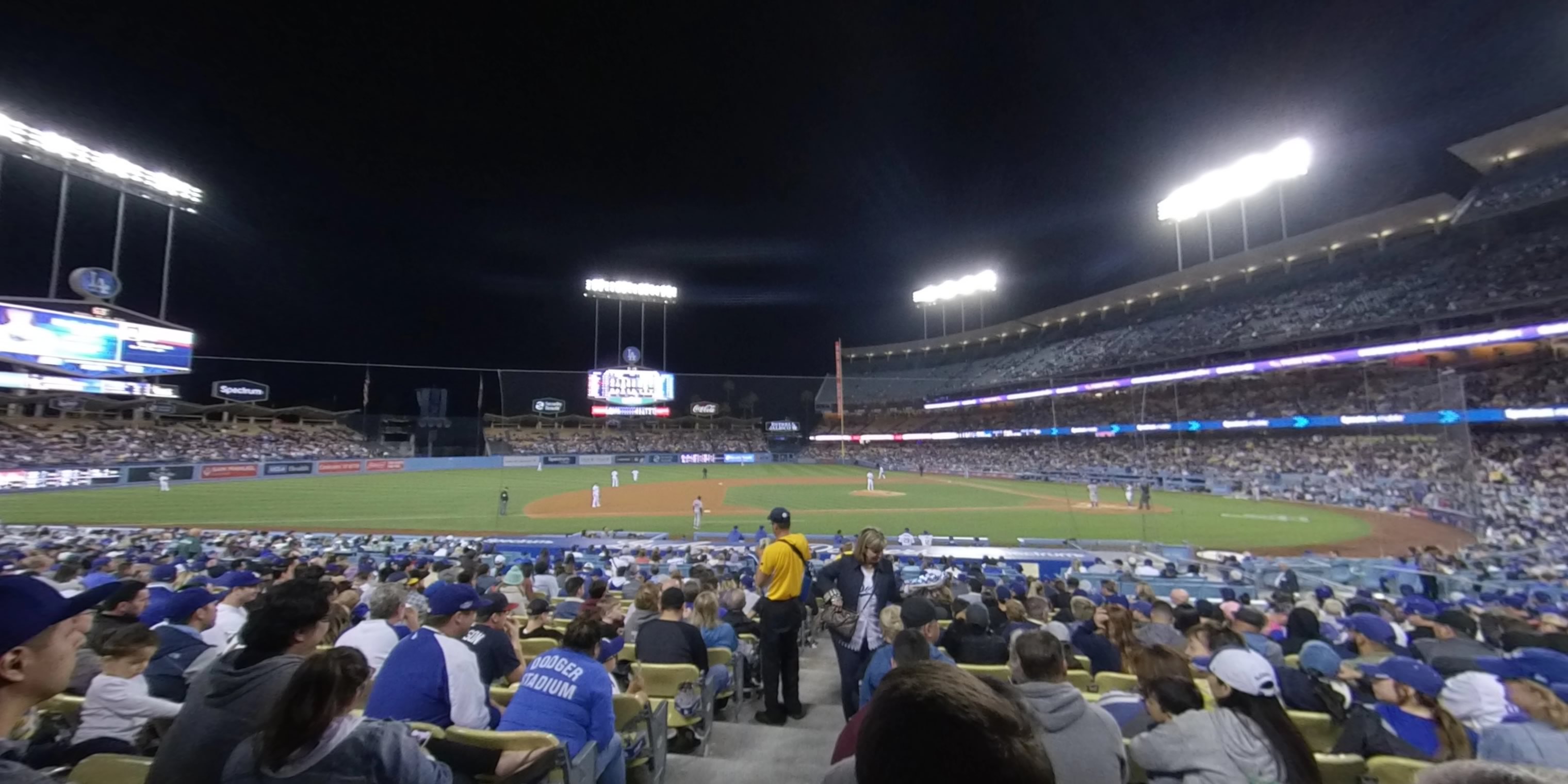 Section 19 at Dodger Stadium - RateYourSeats.com