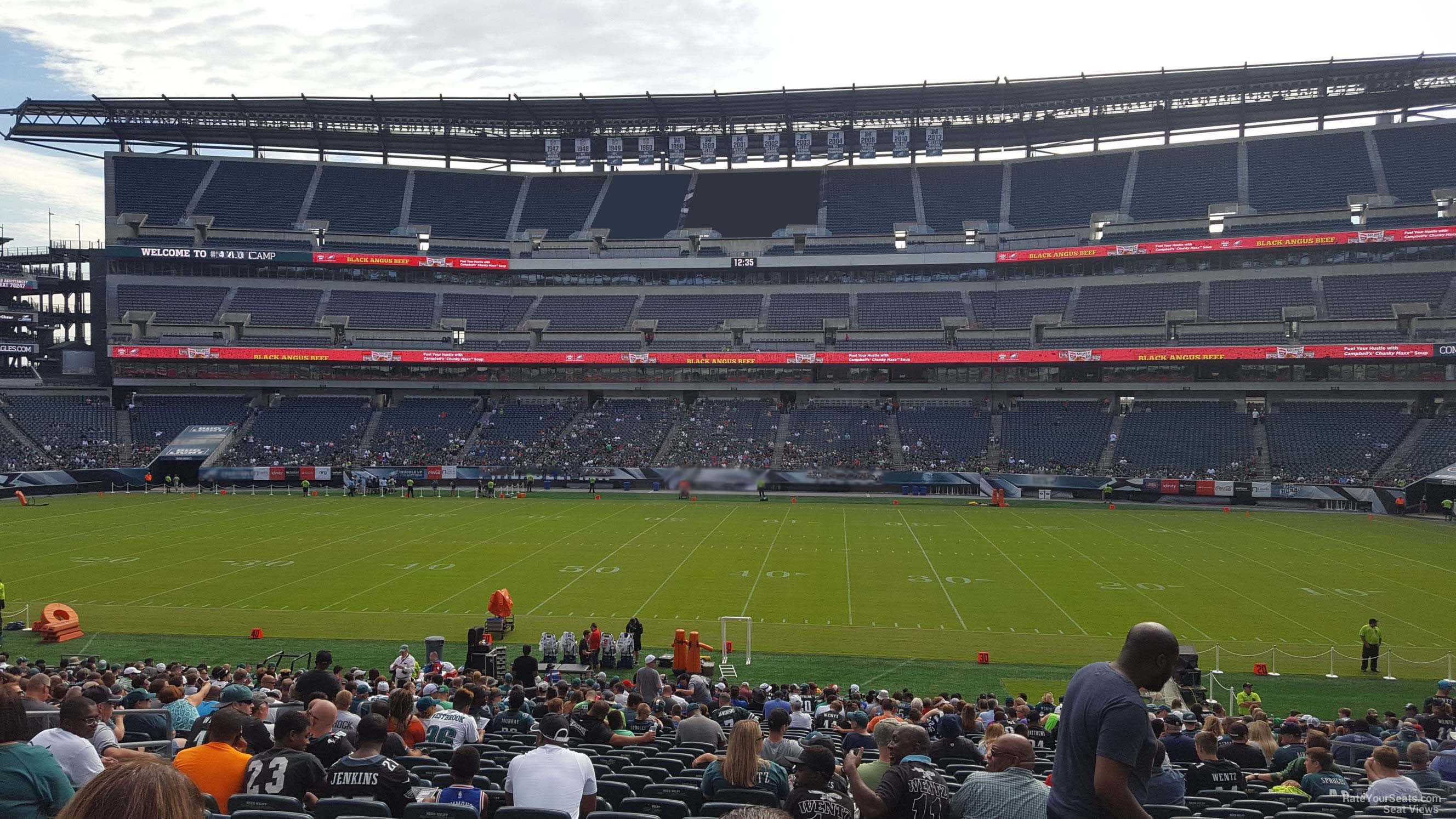 Section 102 at Lincoln Financial Field - RateYourSeats.com