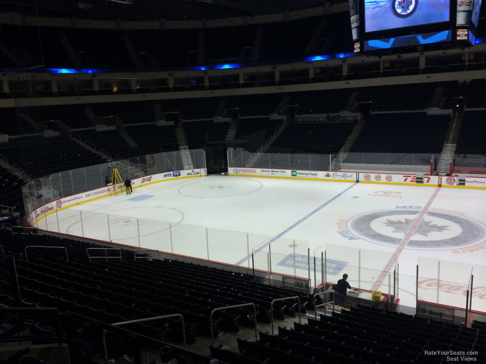 Bell MTS Place Section 205 - Winnipeg Jets - RateYourSeats.com