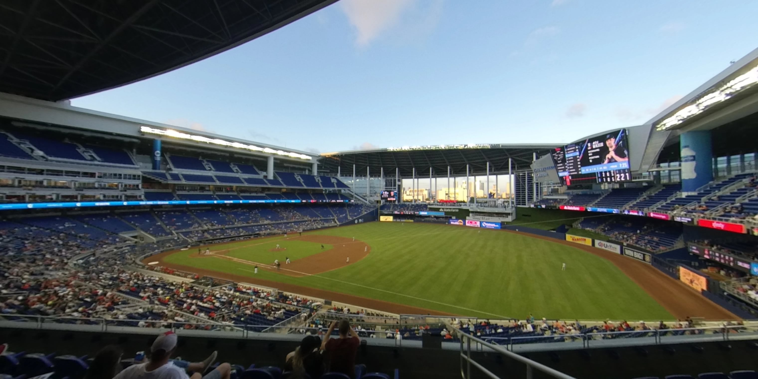 Section 205 at loanDepot park - RateYourSeats.com
