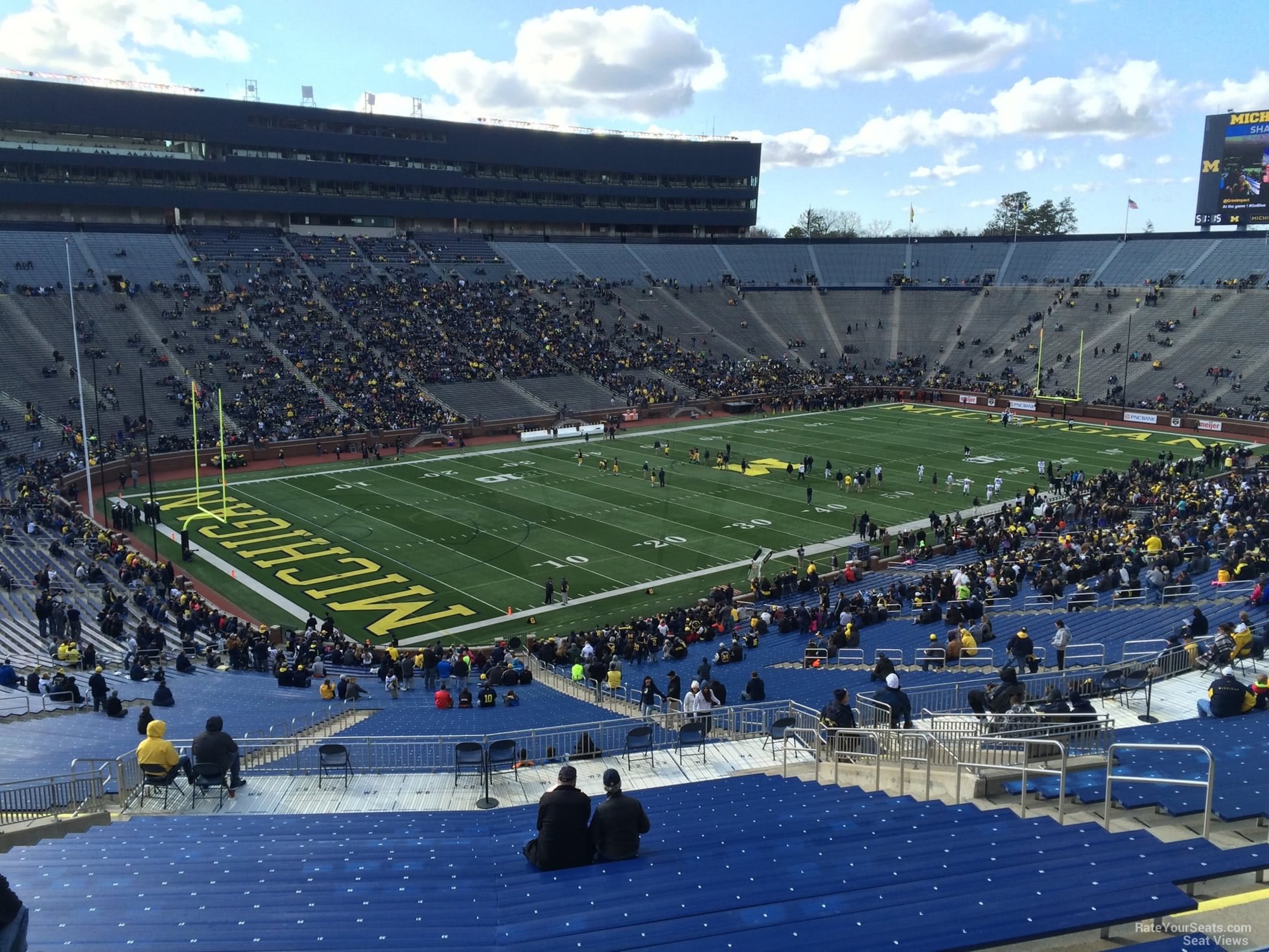 Section 6 at Michigan Stadium - RateYourSeats.com