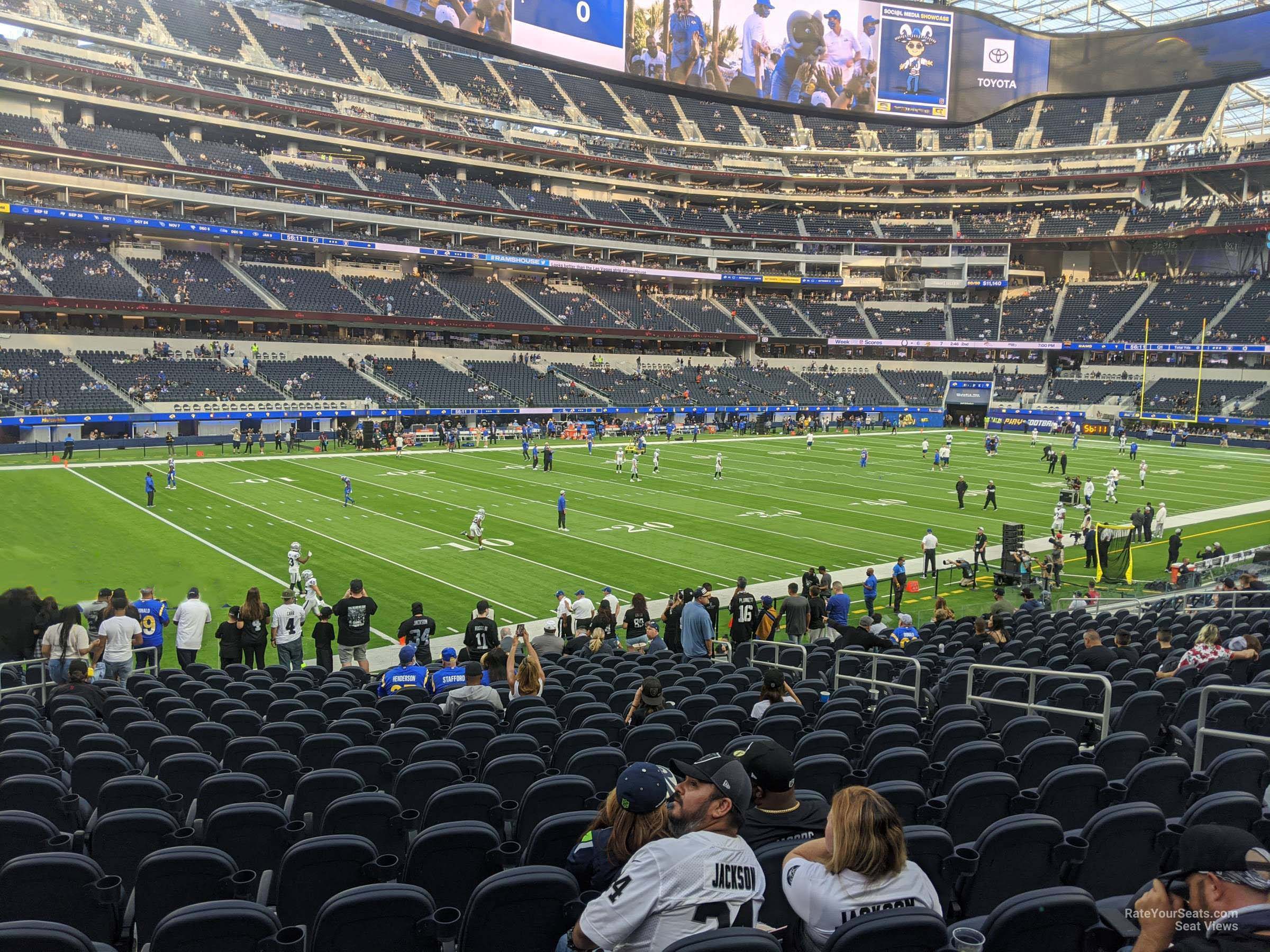 Club 107 at SoFi Stadium - RateYourSeats.com