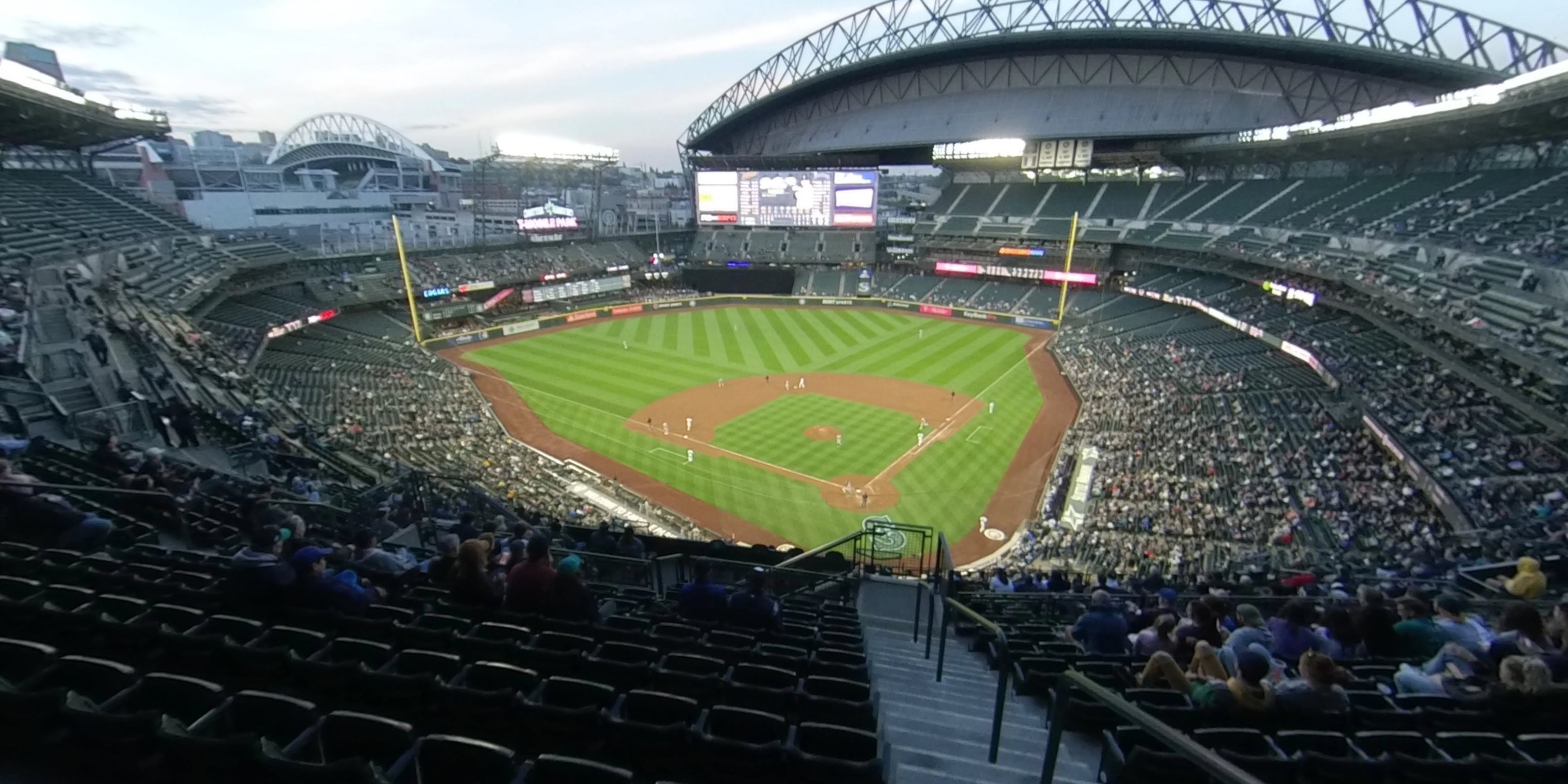 Section 331 at T-Mobile Park - RateYourSeats.com