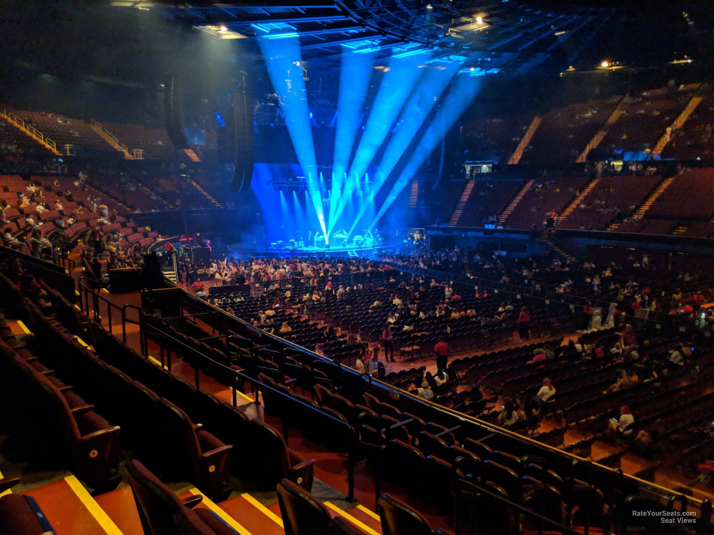 Section 130 at Kia Forum - RateYourSeats.com