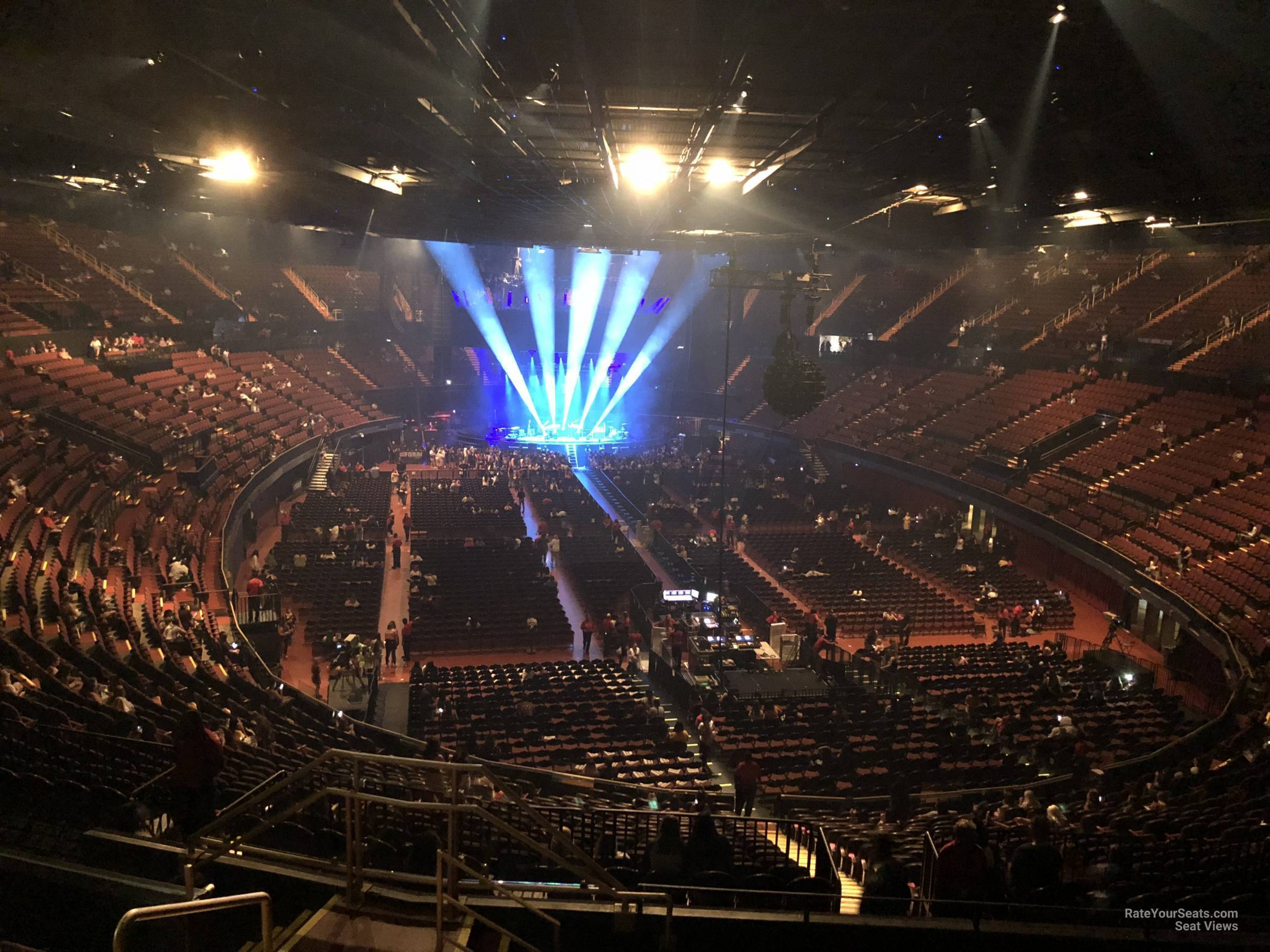 The Forum Section 235 - RateYourSeats.com