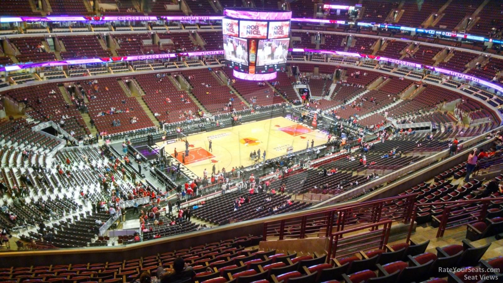 United Center Section 304 - Chicago Bulls - RateYourSeats.com