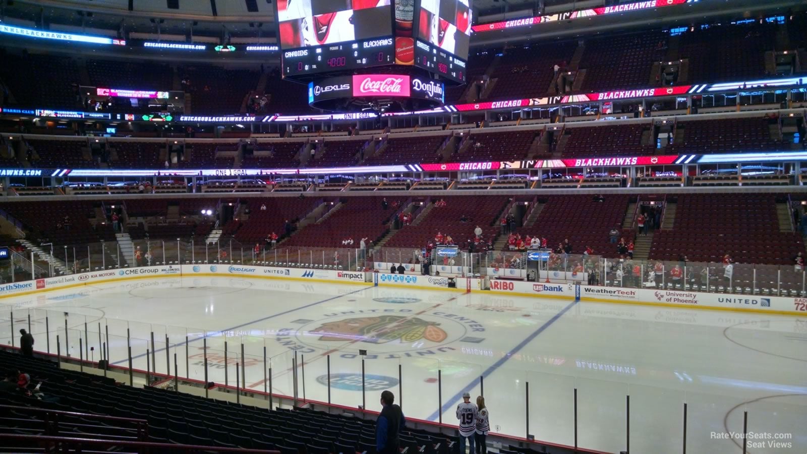 United Center Section 110 - Chicago Blackhawks - RateYourSeats.com